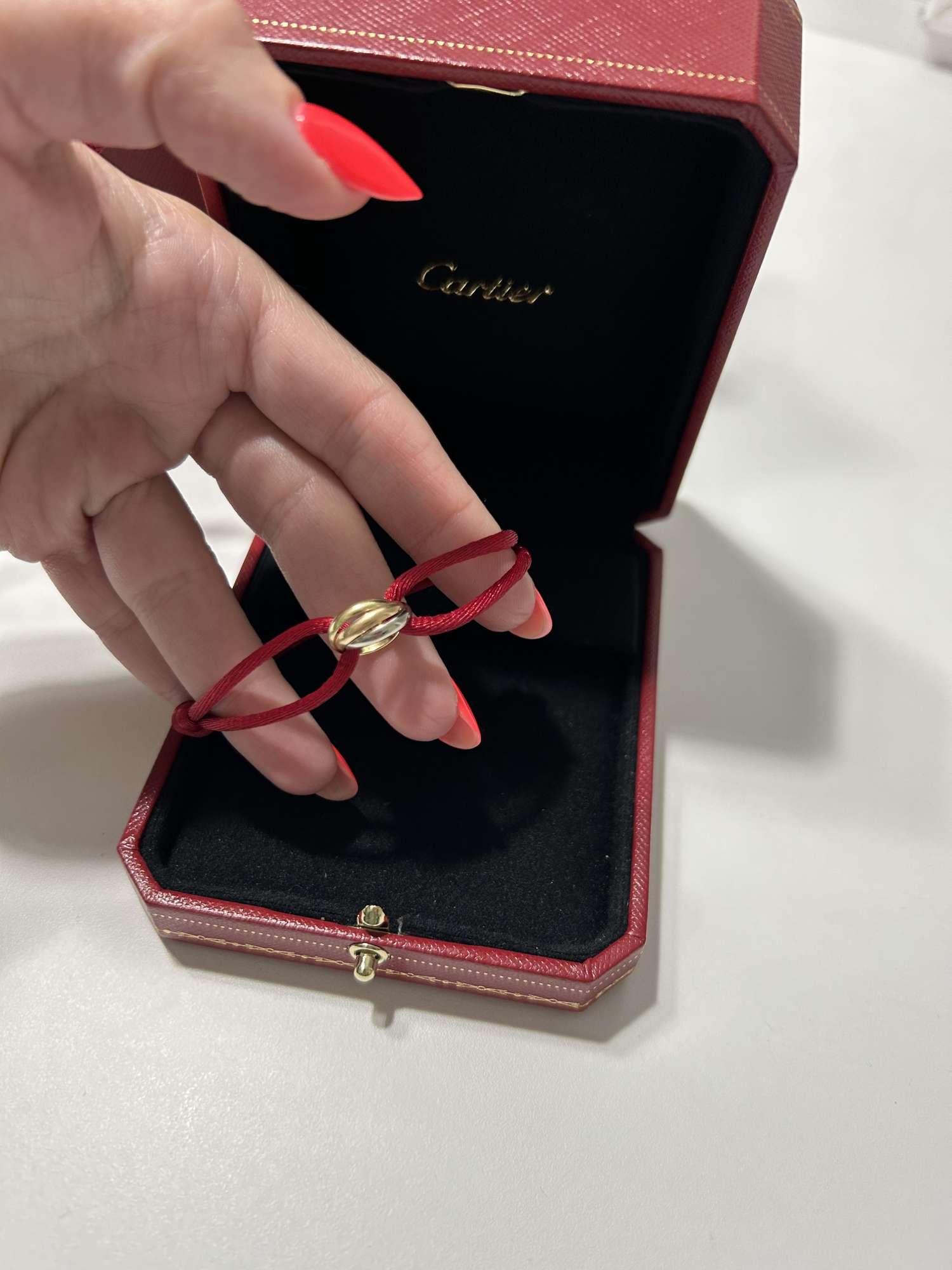 Cartier Trinity naramok - VIP LUXURY