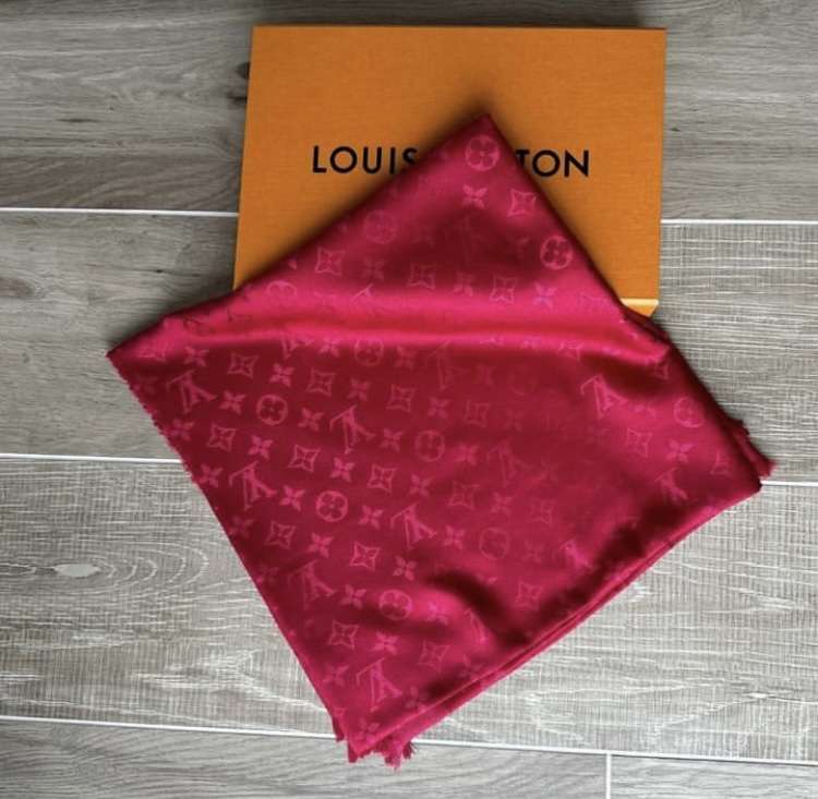 Louis Vuitton satka - VIP LUXURY